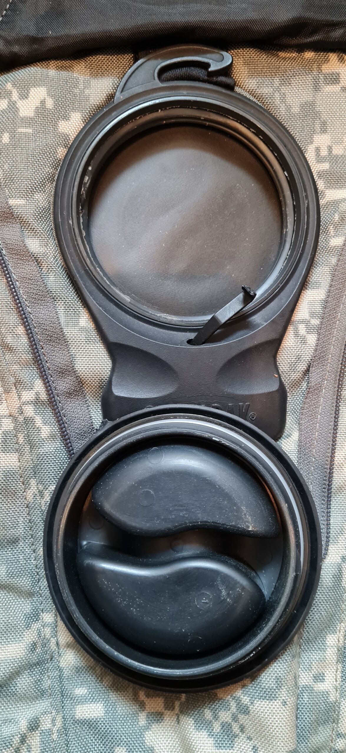 Original CamelBak Trinkrucksack in Digital - BW & ARMY Shop